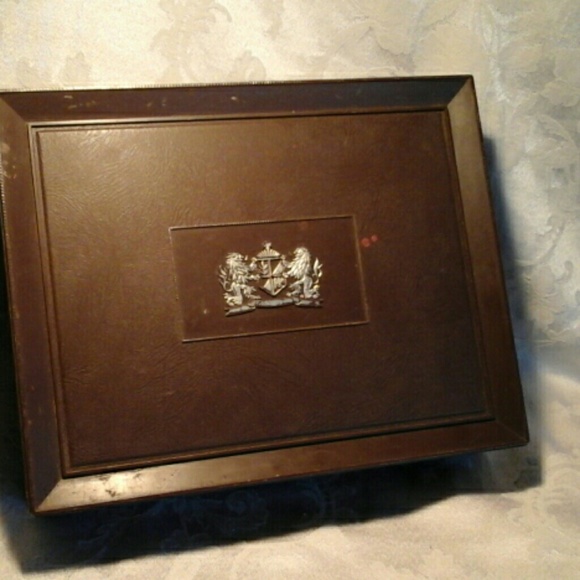 mark IV | Accents | Mark Iv Magnates Plastic Cigar Box Vintage | Poshmark